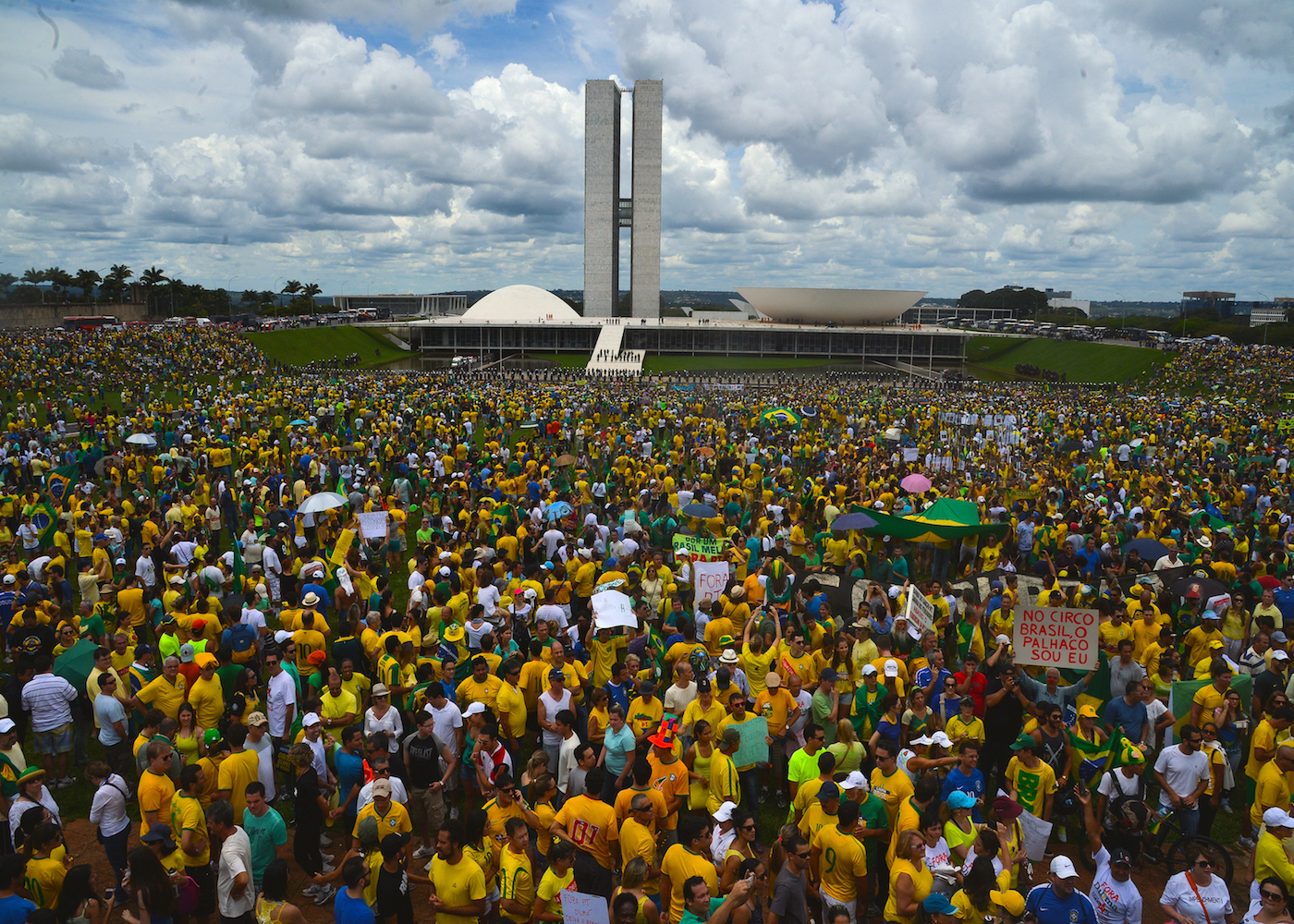 Factors That Influence the Acceptance of Corruption in Brazil | LA ...